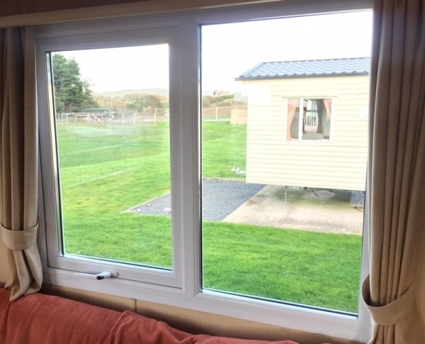 Caravan Windows – WestCoast Caravan Windows and Doors